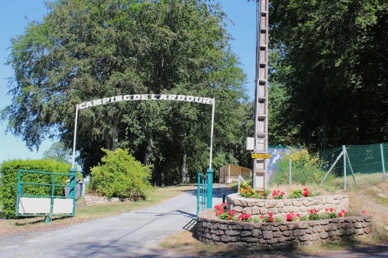 Camping de l'Ardour - Marsac en Creuse